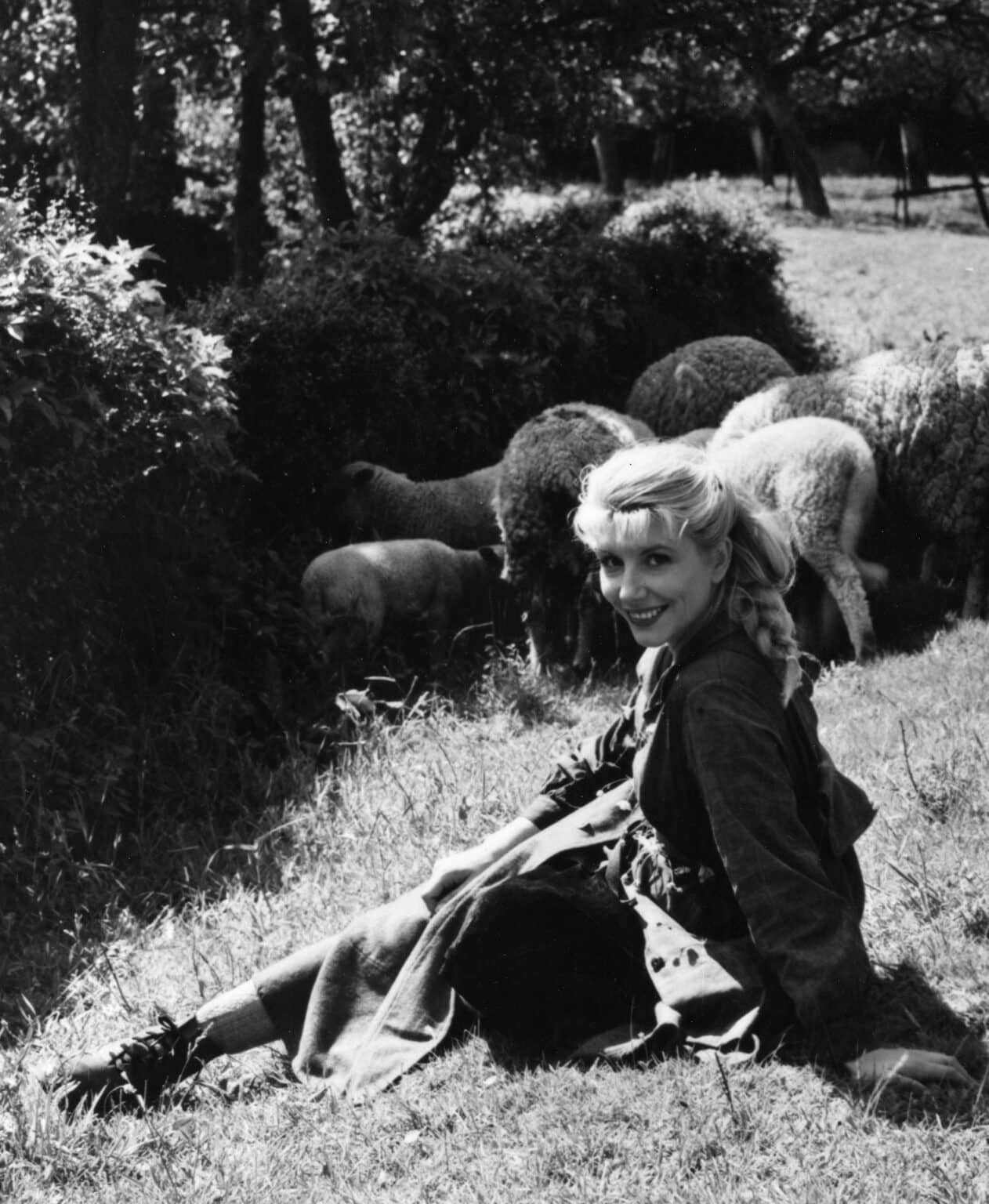 The Rosebush of Mrs. Husson (1950) - Marcel Pagnol